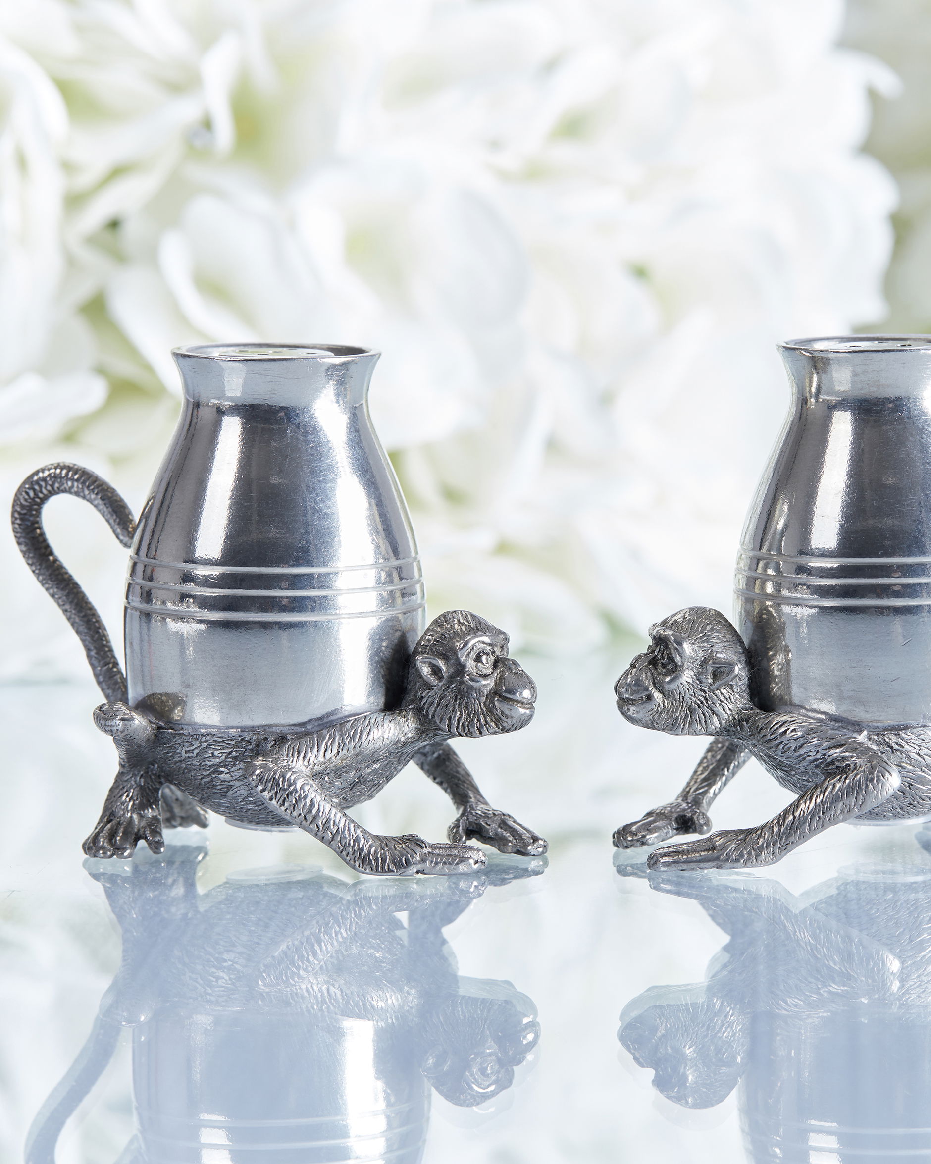 Monkey salt and pepper shakers store